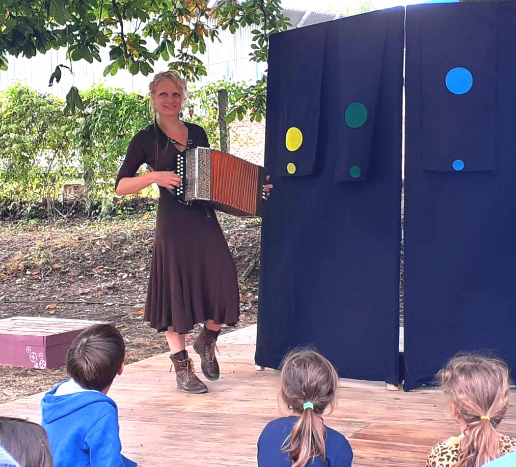 Le peuple des couleurs - Les Pucks